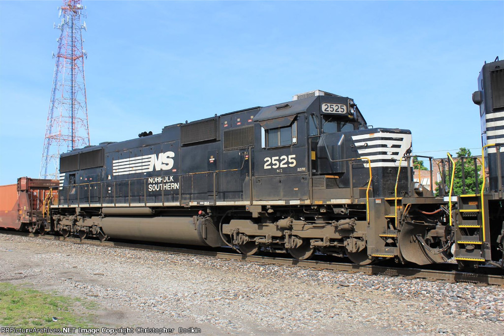 NS 2525